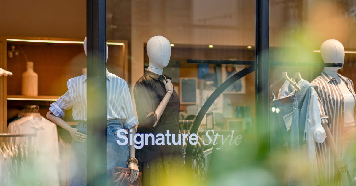 Ladies | Stores | Burnside Village